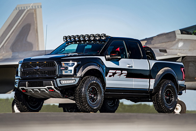 拍賣捐助公益 F-22猛禽戰機主題《Ford F-150 Raptor》以30萬美元落槌成交 | 國王車訊 Kingautos
